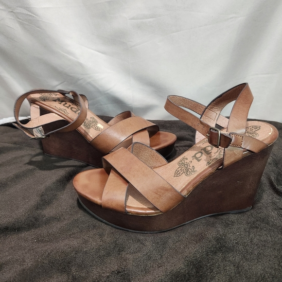 Mudd | Shoes | Mudd Y2k Brown Platform Heels | Poshmark